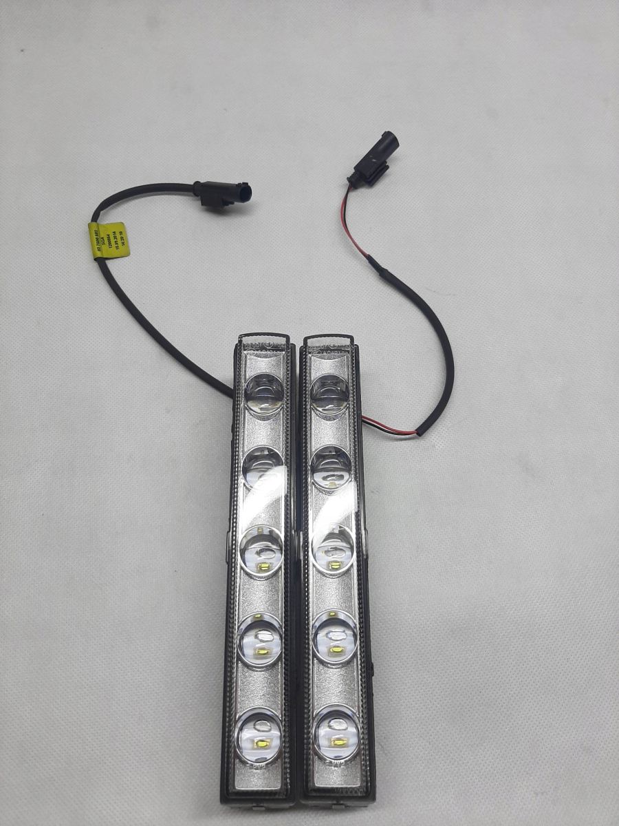 Mercedes G-klasa Lampy DRL LED A4639060051